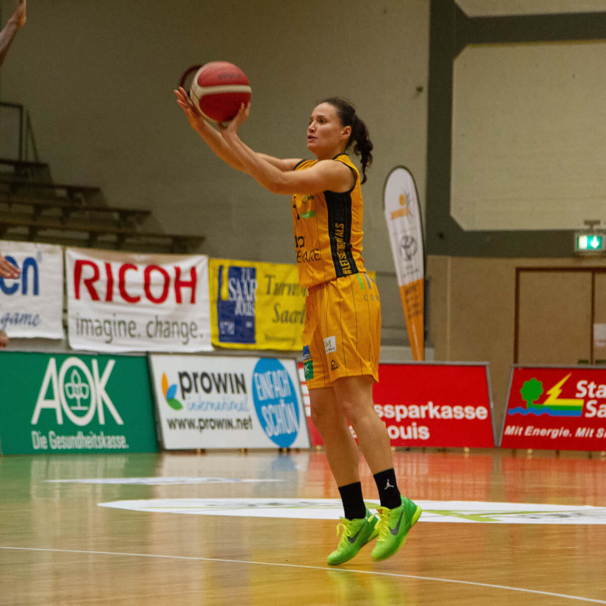 Meynadier, Saarlouis grab win / Jablonowski, Costa lose - Fédération ...