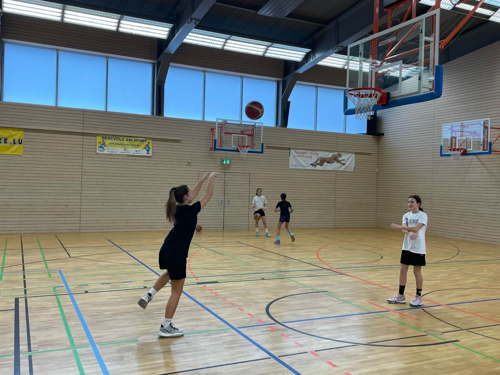 Saturday morning shooting with coach Peter Rajniak - Fédération ...