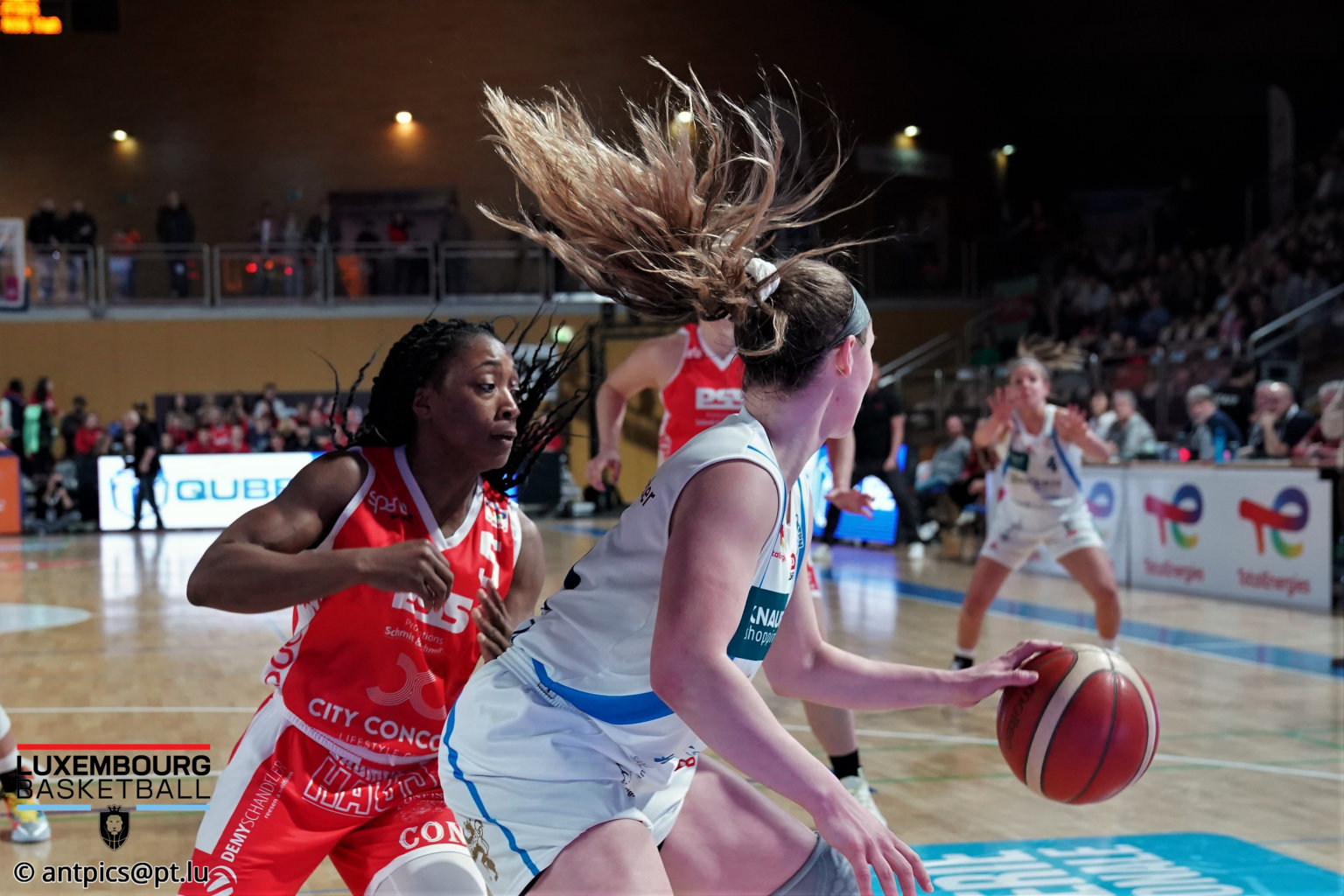 Pictures of the women’s semi final Contern – Sparta - Fédération ...