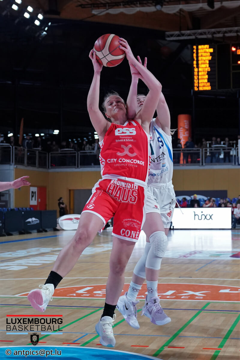 Pictures of the women’s semi final Contern – Sparta - Fédération ...