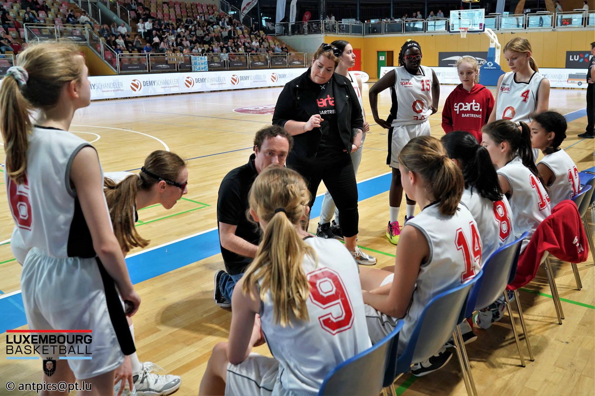 Pictures of the cup finals (Fillettes) - Fédération Luxembourgeoise de ...