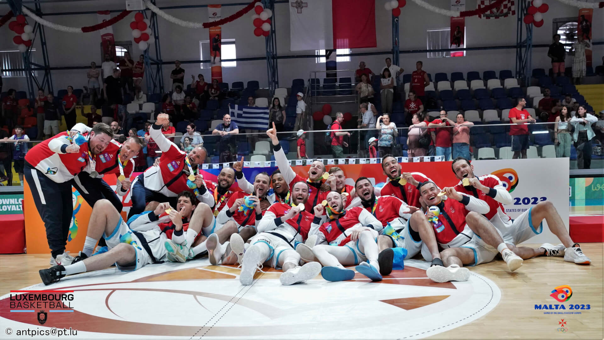 GOLD MEDAL for our men’s team (videos and pictures) - Fédération ...